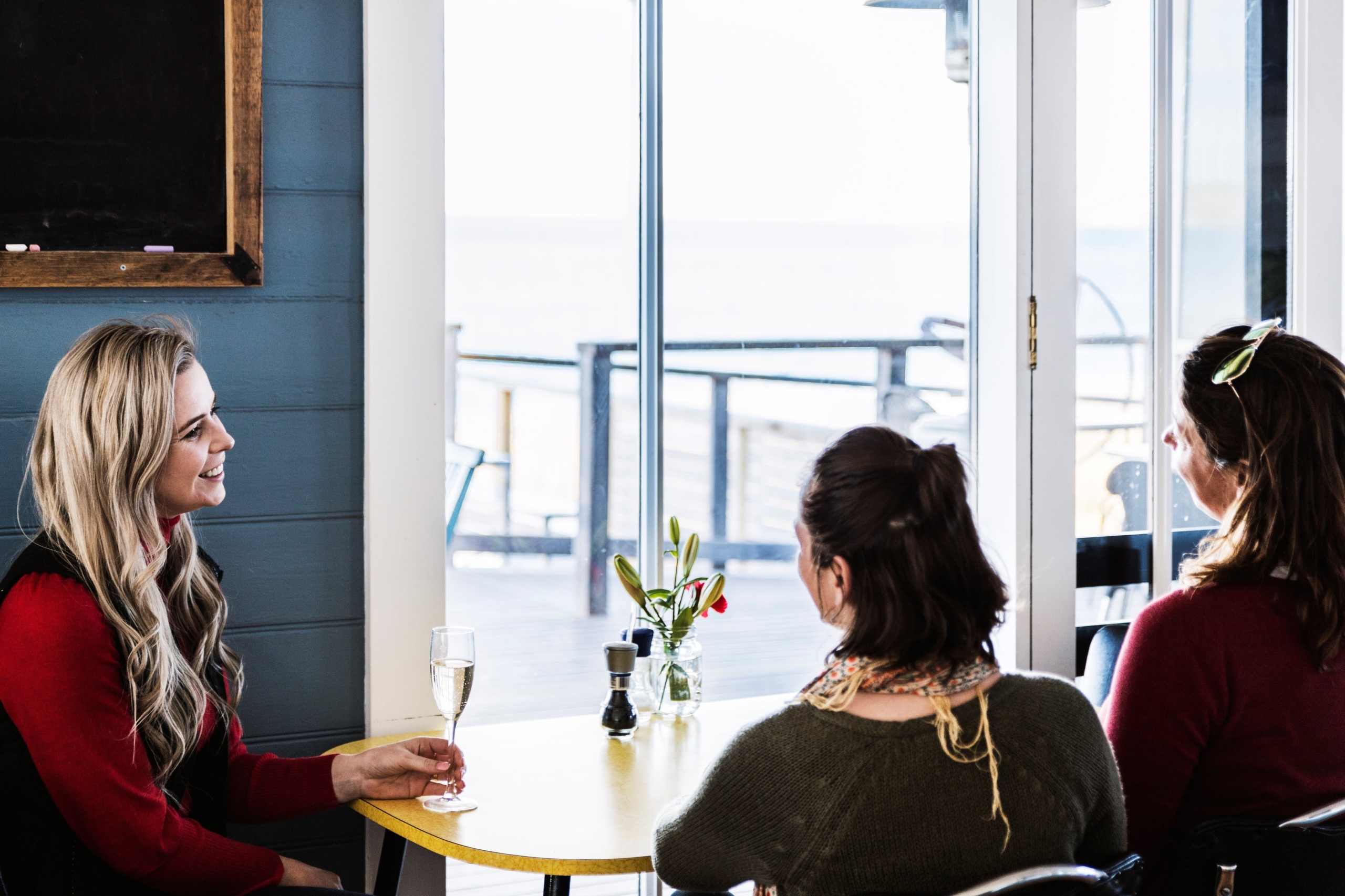 Visit Great Ocean Road | Lake Edge Cafe - Visit Great Ocean Road